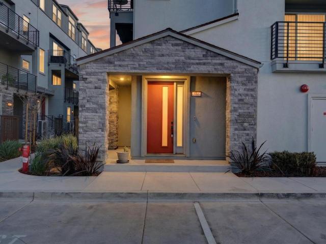 550 Redberry Way, San Jose, CA 95117 | MLS #ML82040 | Compass