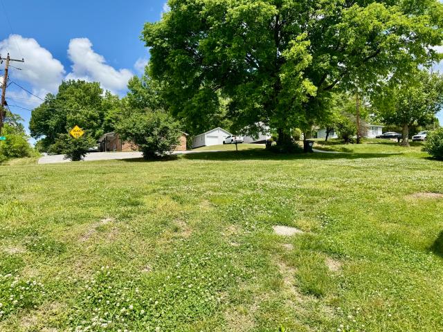 550 W 7th North Street