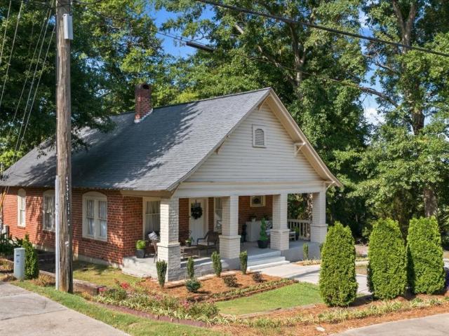 550 W Elm Street