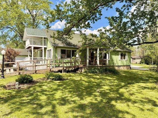 550 W Oak Hill Rd, Chesterton, IN 46304