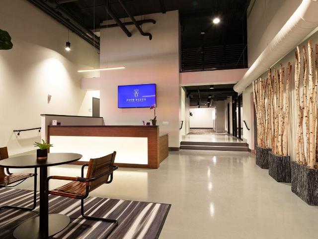 550 Ultra Lofts 1 Bedroom Apartment for Rent at 550 W Juneau Ave, Milwaukee, WI 53203 Haymarket