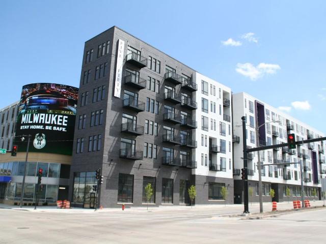 550 Ultra Lofts 2 Bedroom Apartment for Rent at 550 W Juneau Ave, Milwaukee, WI 53203 Haymarket