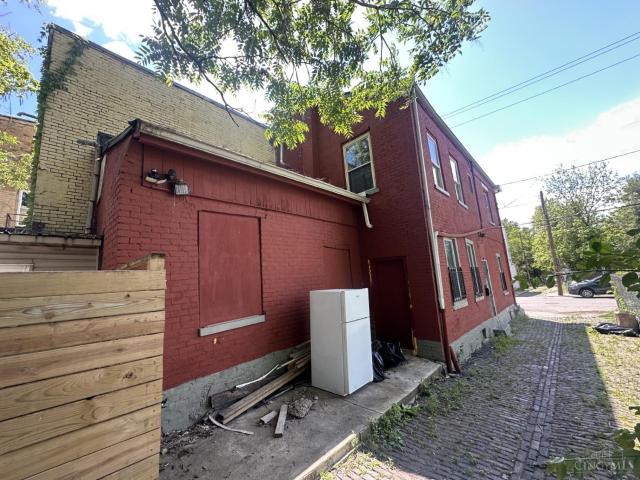 550 York St
