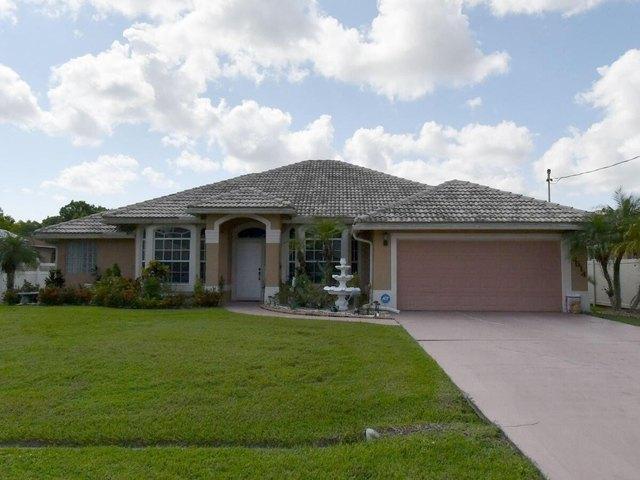 5514 NW Whitecap Rd, Port Saint Lucie, FL 34986