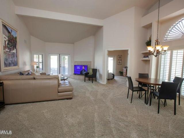 5514 e paradise drive