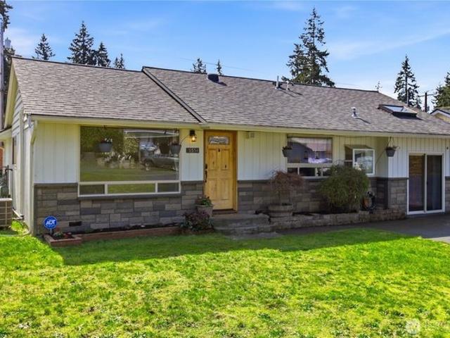 5514 Firwood Dr, Lynnwood, WA 98036