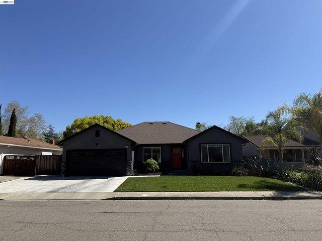 5514 Paseo Navarro, Pleasanton, CA 94566