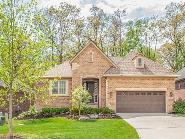 5514 Woodfall Rd, Independence, MI 48348
