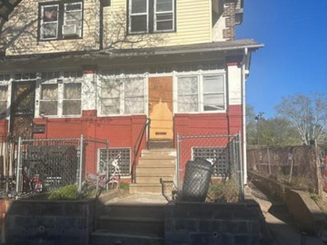 5515 N Lawrence St, Philadelphia, PA 19120