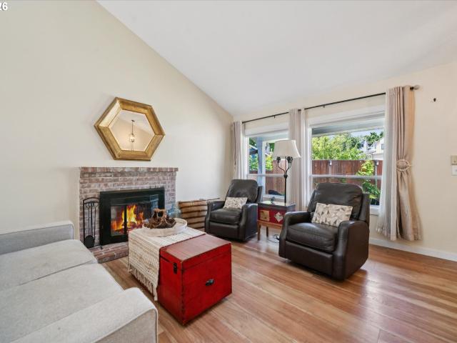 5516 NW 180TH PL