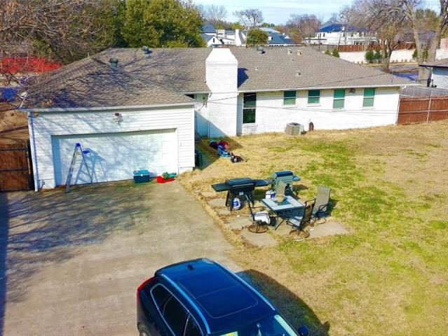 5516 Forest Lane
