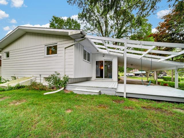5516 swanville road