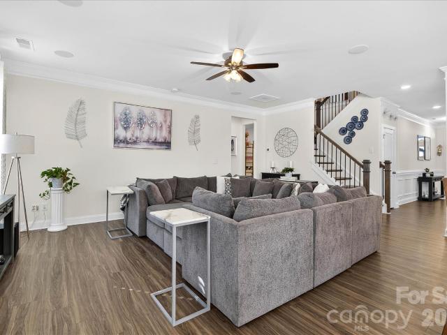 5516 Verona Rd, Charlotte, NC 28213 | MLS #4360