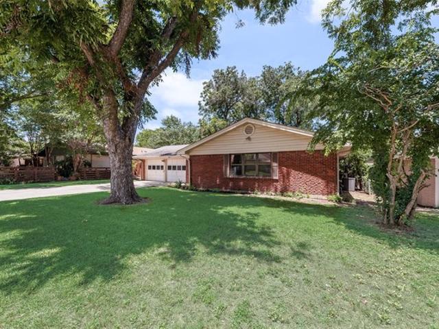 5517 Odessa Ave, Fort Worth, TX 76133
