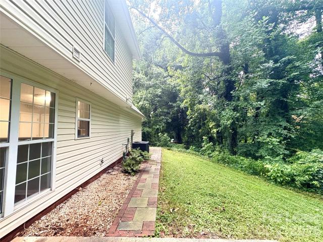 5517 Brook Falls Court