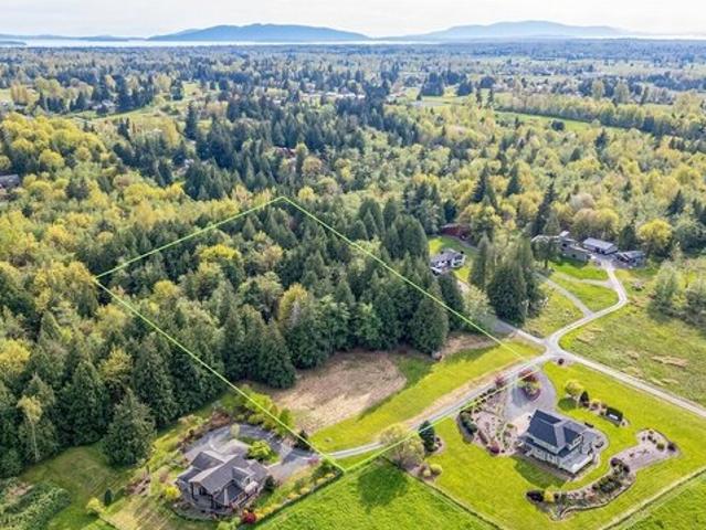5517 East Rd, Bellingham, WA 98226