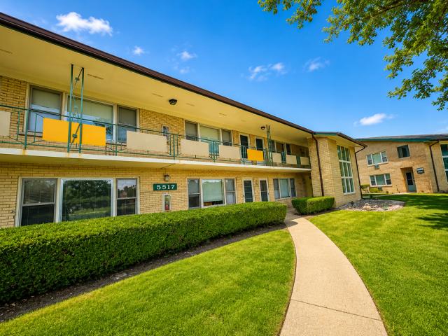 5517 King Arthur Court