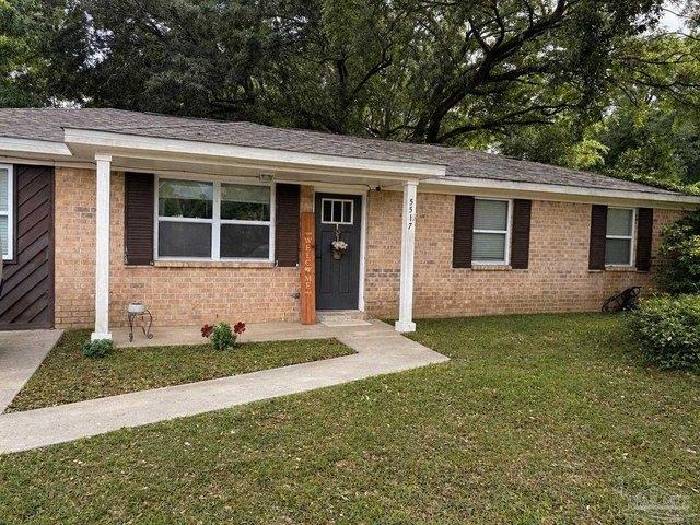5517 Woodcrest Dr, Milton, FL 32583