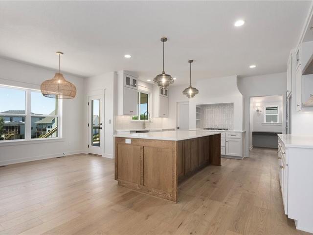 5518 NW Thousand Oaks Drive