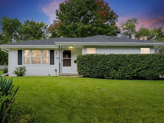 5518 SW 15th St, Des Moines, IA 50315