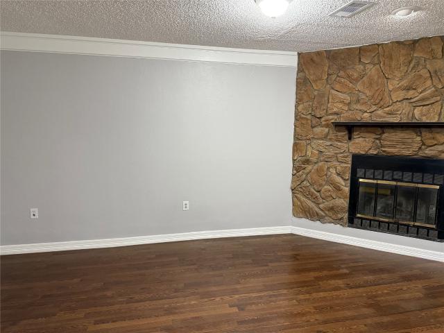 5519 Mendota Lane