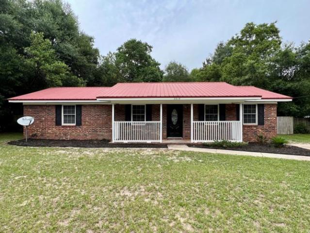 5519 Aurora Dr, Crestview, FL 32539