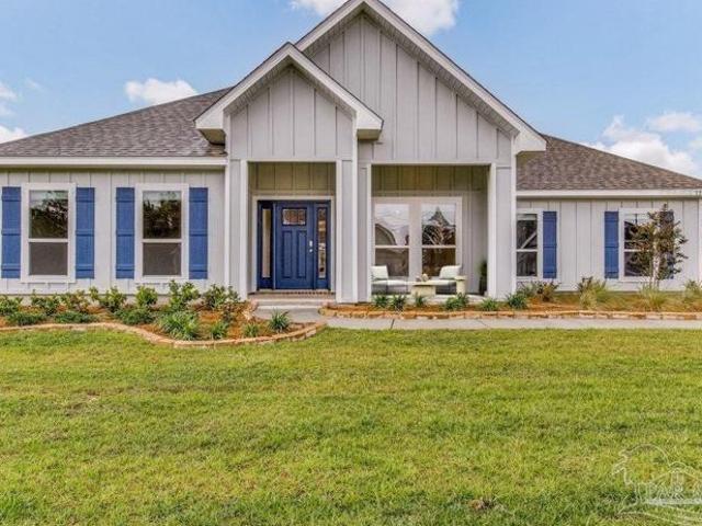 5519 Blake Ln, Pace, FL 32571