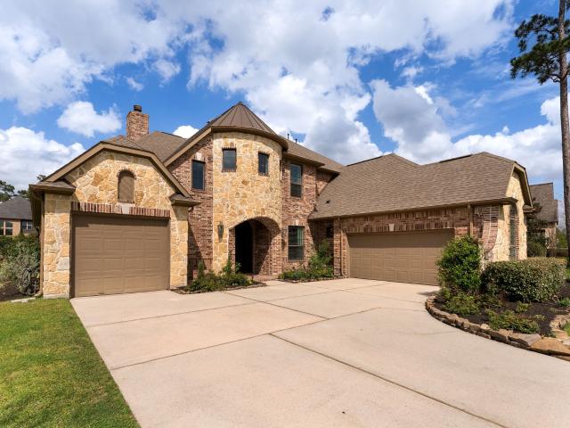 5519 Bright Timber Landing