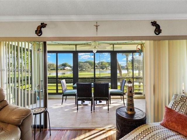 5519 Fairway Park Dr Apt 203, Boynton Beach, FL 33437