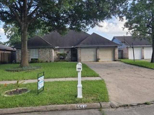 5510 NW Circlegate Dr NW, Spring, TX 77373