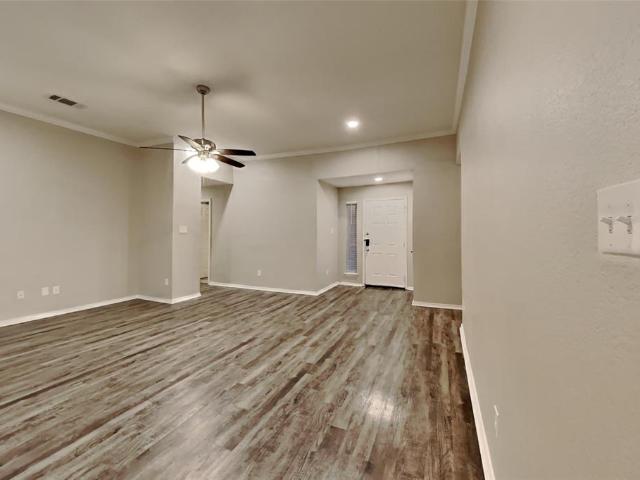 5510 Lee Hutson Lane
