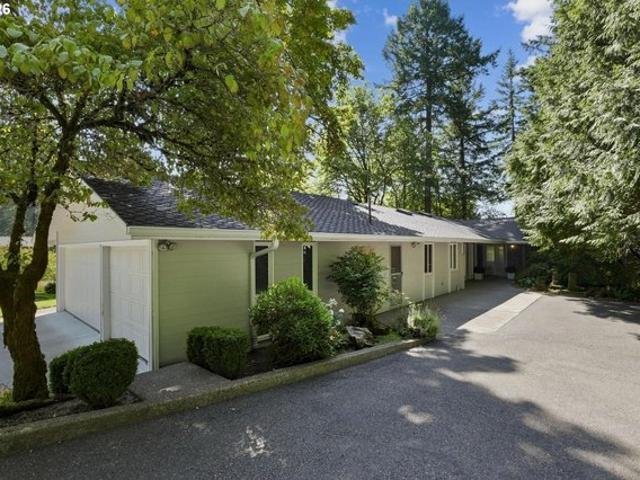 5510 SW Sweetbriar St, Portland, OR 97221