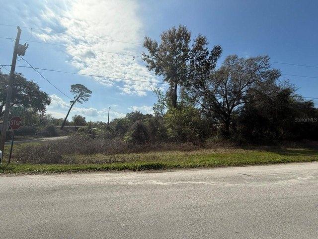 5510 SE 183rd Ct, Ocklawaha, FL 32179