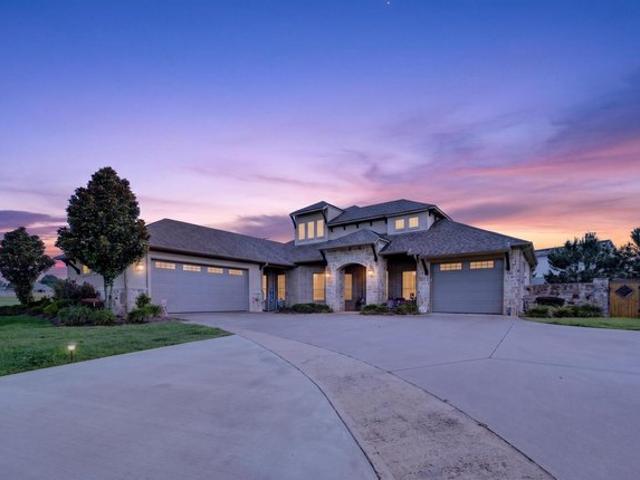 5511 McCann Rd, Longview, TX 75605