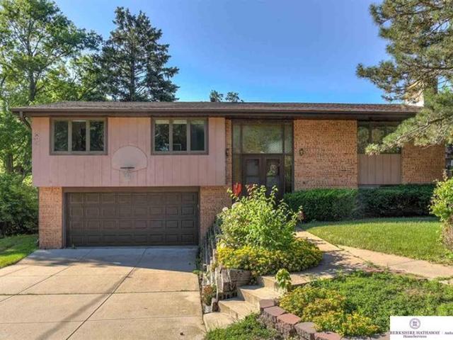 5511 N 93rd Avenue Cir, Omaha, NE 68134