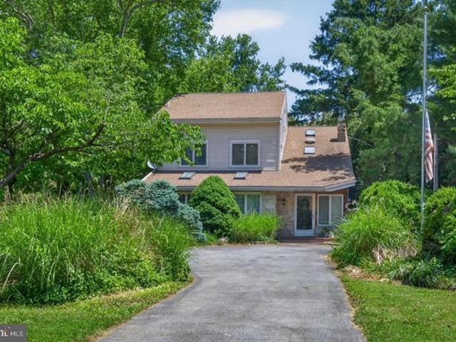 5511 N Front St, Harrisburg, PA 17110
