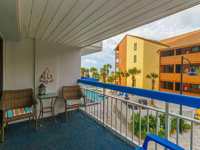 5511 Ocean Blvd. N 204