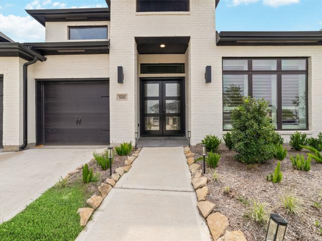 5511 Holly Hollow Lane