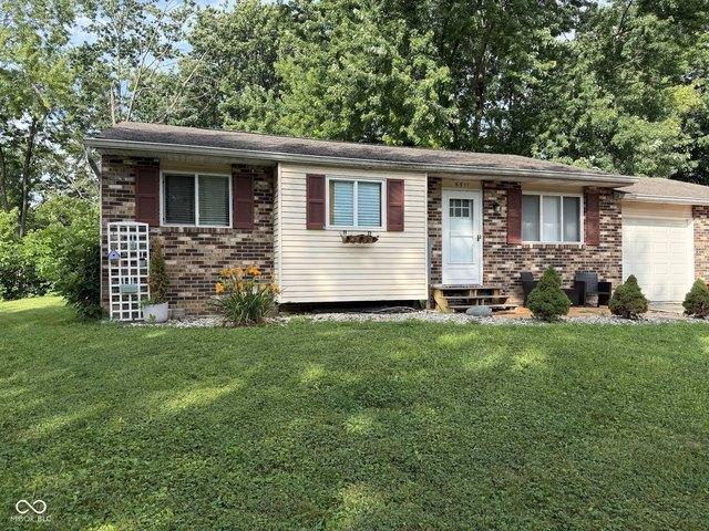 5511 Lunsford Dr, Indianapolis, IN 46237