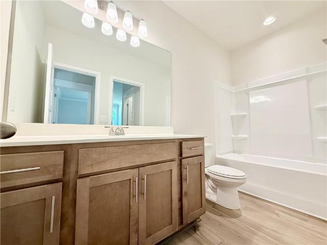 5511 Tullis Dr, Gainesville, GA 30507 | MLS #7746