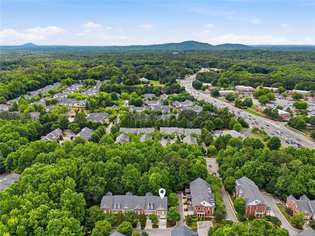 5511 Waters Edge Trail