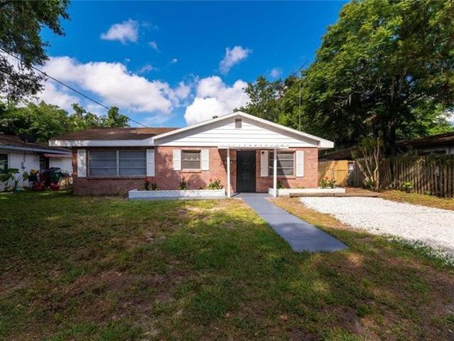 5511 10th St, Zephyrhills, FL 33542