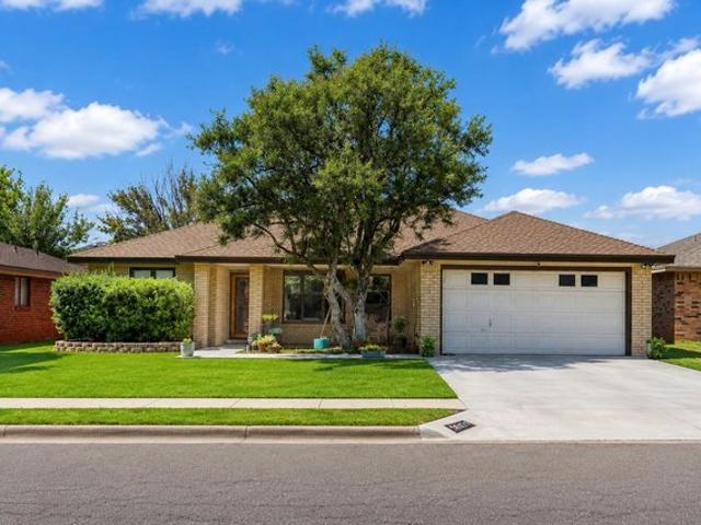 5511 94th St, Lubbock, TX 79424