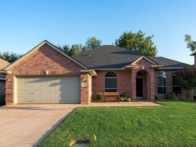 5512 Milford Dr, Fort Worth, TX 76137