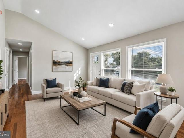 5512 Northgreen Rd, Baltimore, MD 21244