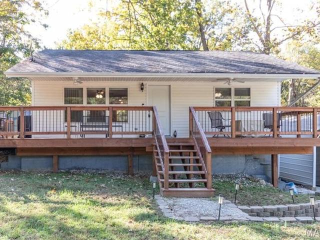 5512 Regina Rd, Hillsboro, MO 63050