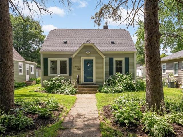 5512 34th Ave S, Minneapolis, MN 55417