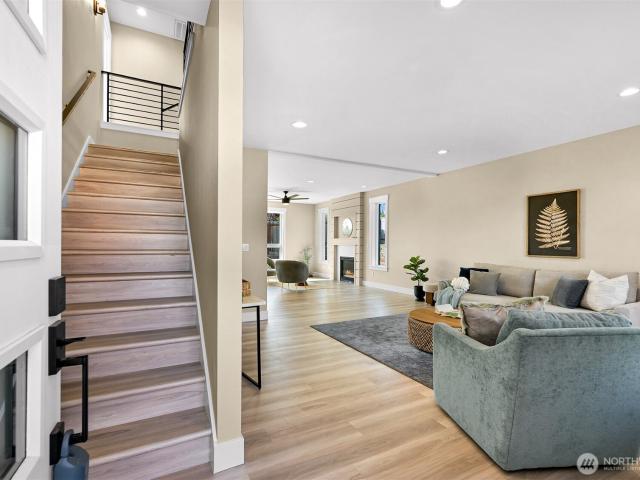 5513 Presley Lane