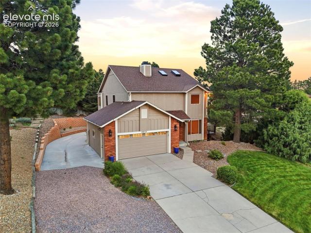 5513 Saddle Rock Trail