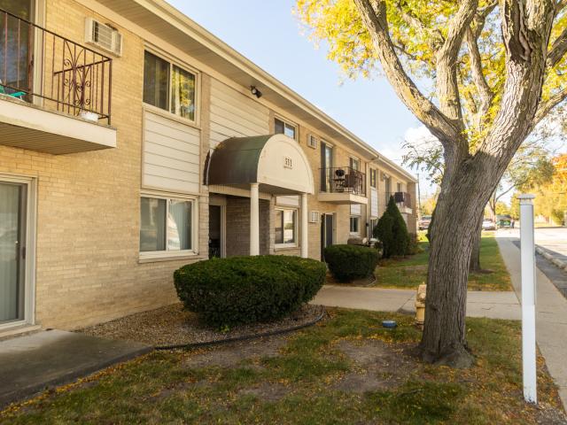 551 carlysle drive # 2